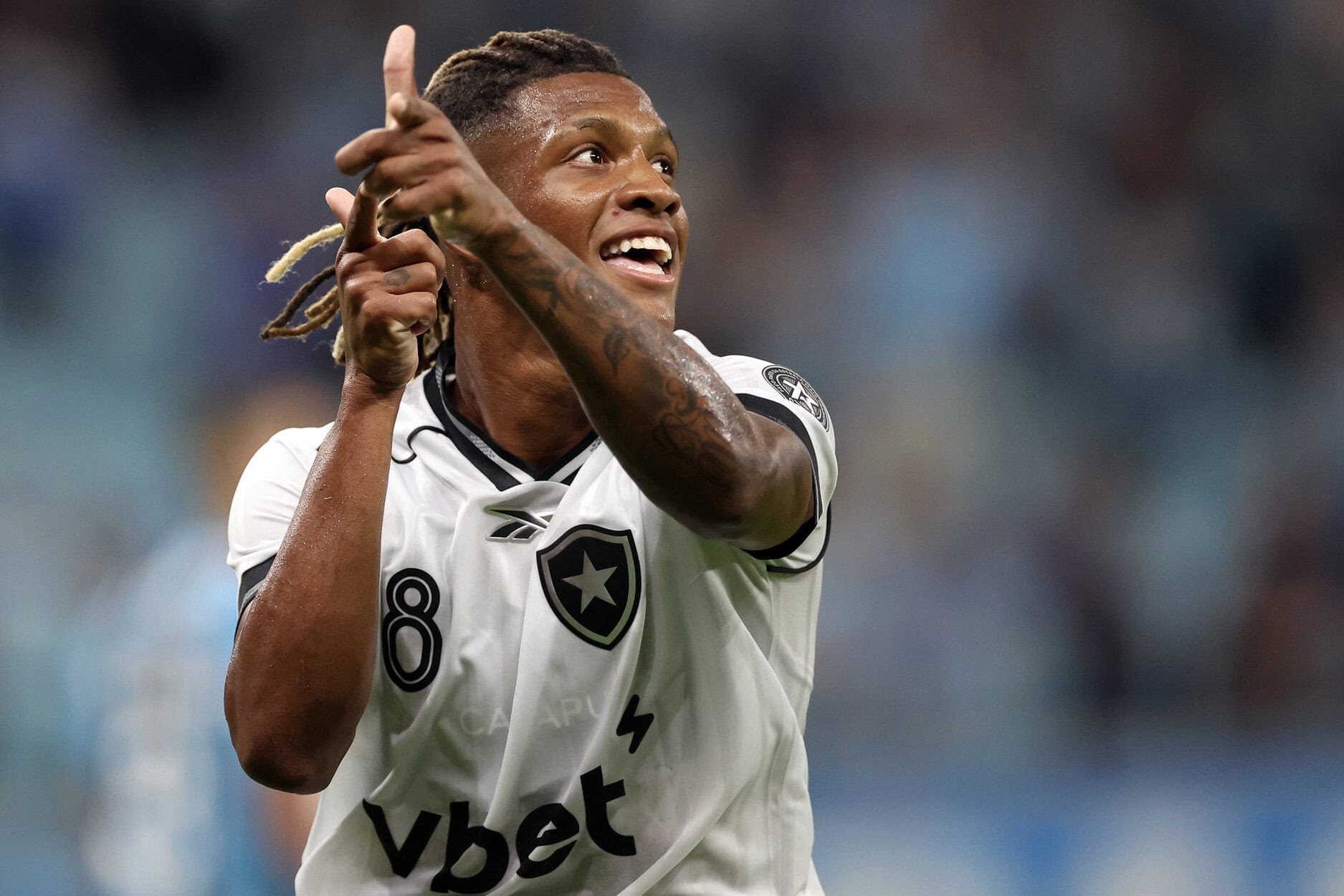 Palmeiras segue com interesse em Danilo e Botafogo define bolada para ...