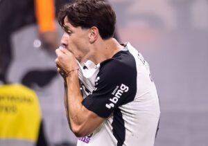 Corinthians vive "Dia D" para evitar novo transfer ban