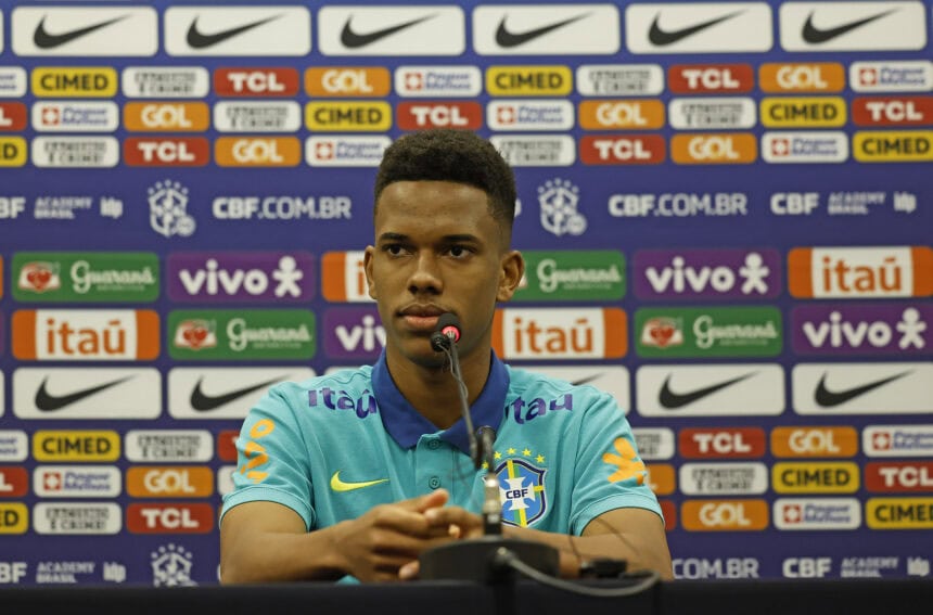 Estevão revela recuperação fora do normal após lesão o tirar da Copa
